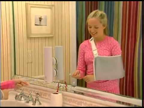 Дозатор для зубной пасты Touch N Brush (Тач-н-Браш) - YouTube