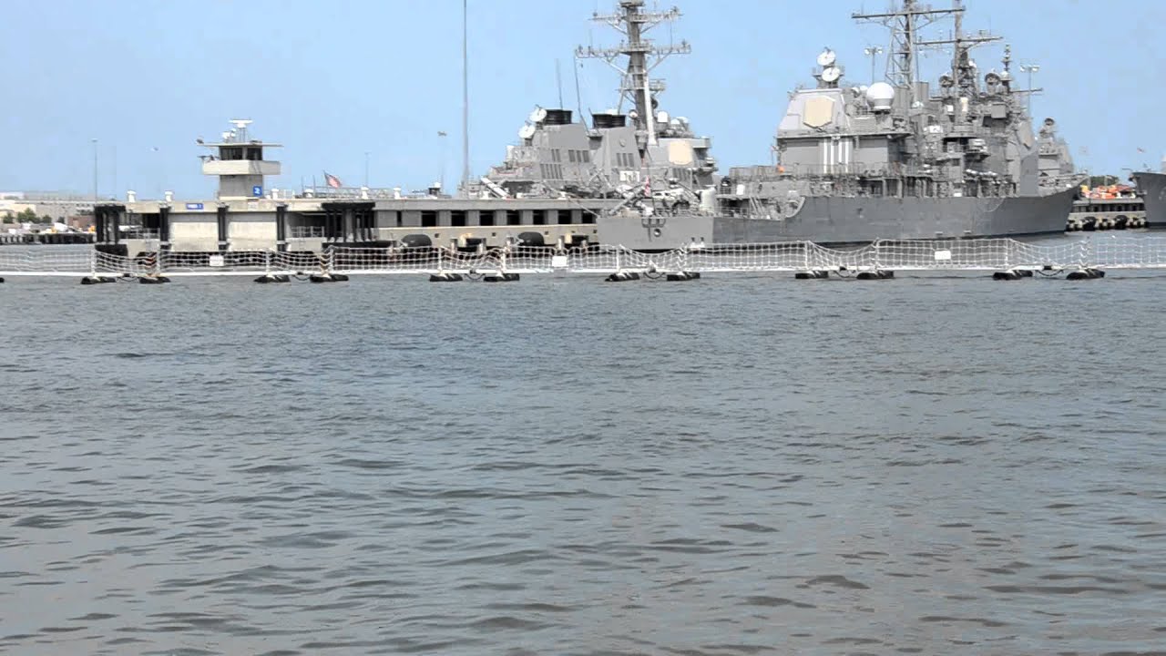 Ticonderoga class guided-missile cruiser, naval ship at Norfolk Naval ...