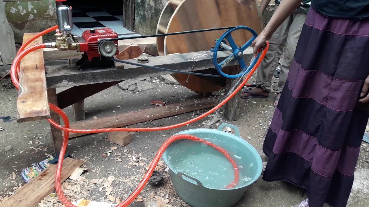 kincir air penggerak pompa sancin - YouTube