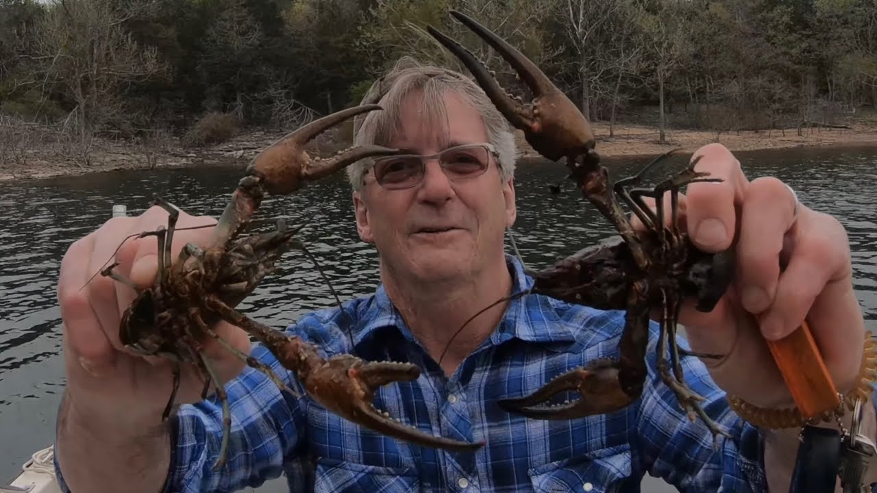 April Crawfish on Table Rock Lake - YouTube