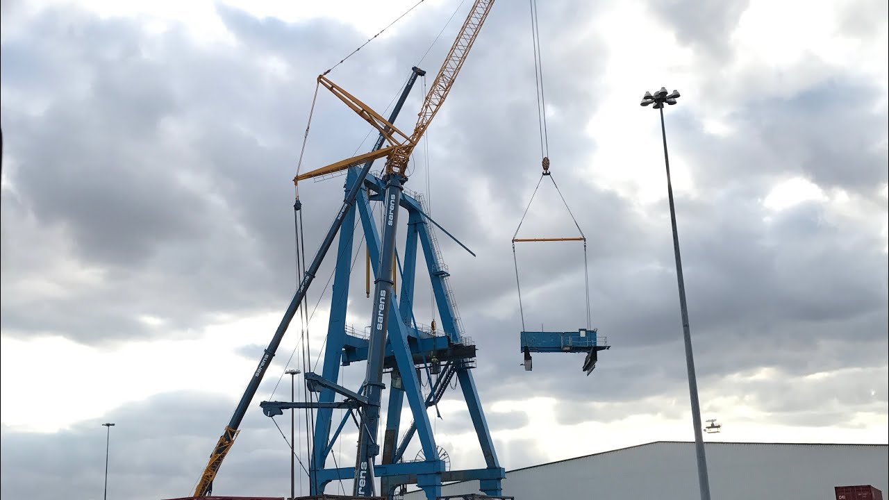 Demolition Paceco Container Crane - YouTube
