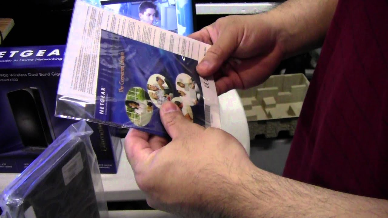 Netgear N900 Wireless Dual Band Gigabit Router Unboxing .MTS - YouTube