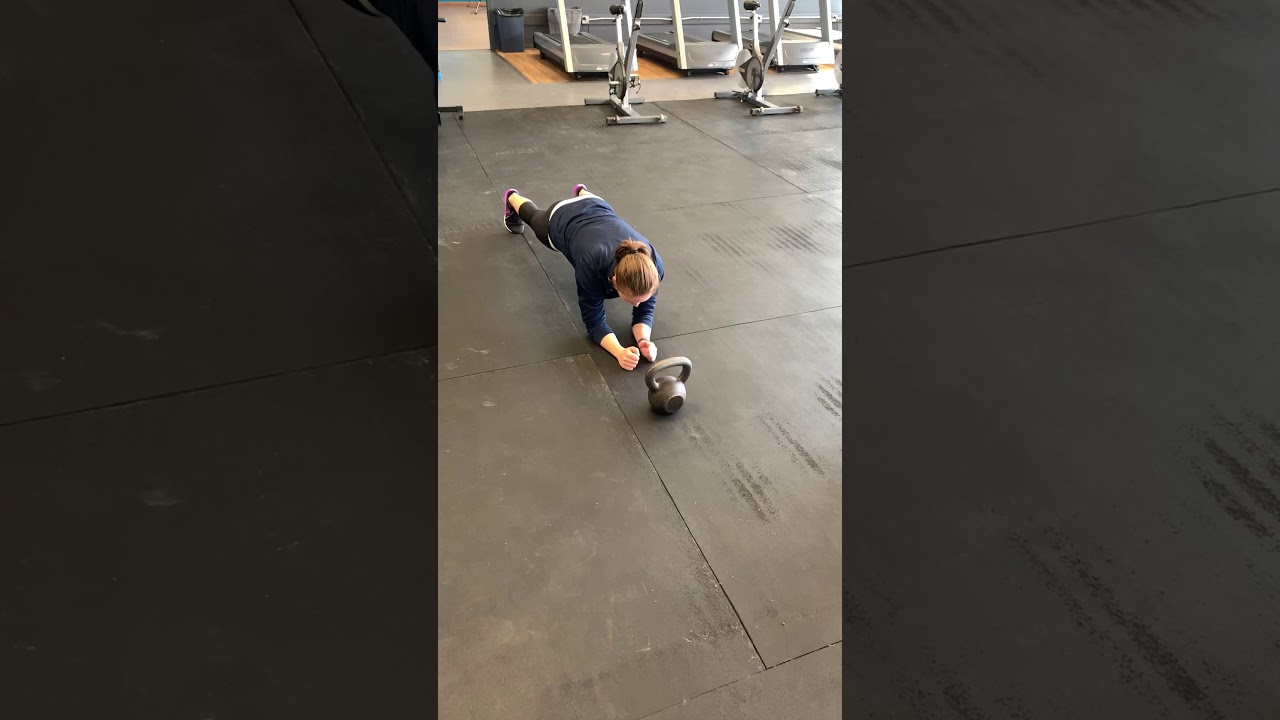 Plank KB Taps - YouTube