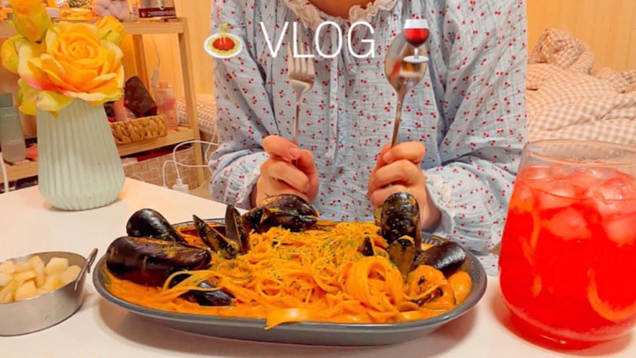 Eng 자취생 브이로그 🍝 홍합넣고 꾸덕한 해물로제파스타 해먹고🍘 수제돈까스 튀겨먹는 자취로그 로제파스타해물라면꼬마김밥