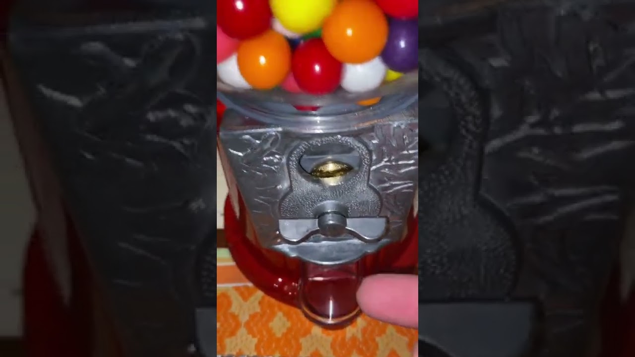 ⭕️🔵Awesome Mini super duper cute Gumball Machine/How to get sweets ...