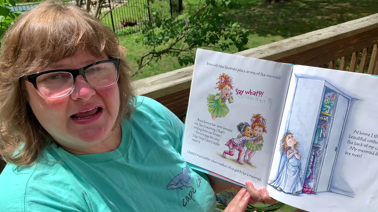 Fancy Nancy and the Mermaid Ballet - YouTube