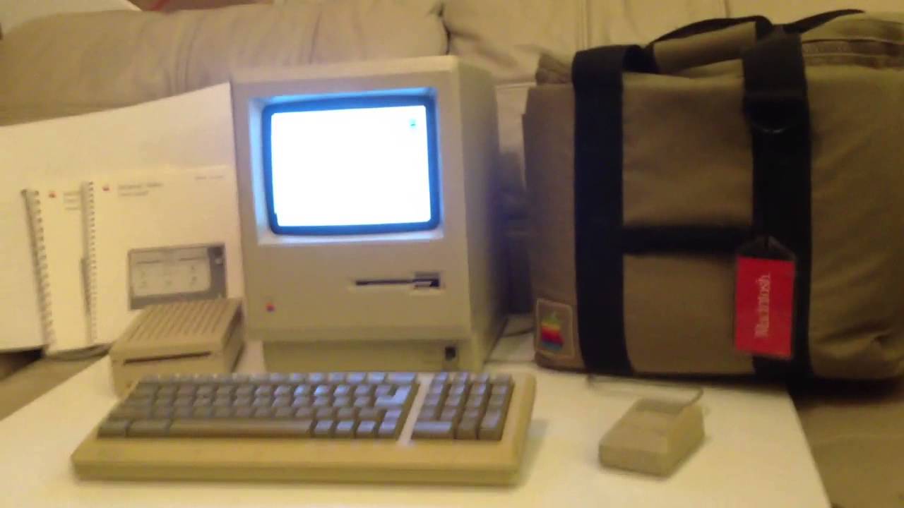 Original 1984 Apple Macintosh 128k Computer - 2014 Startup - YouTube