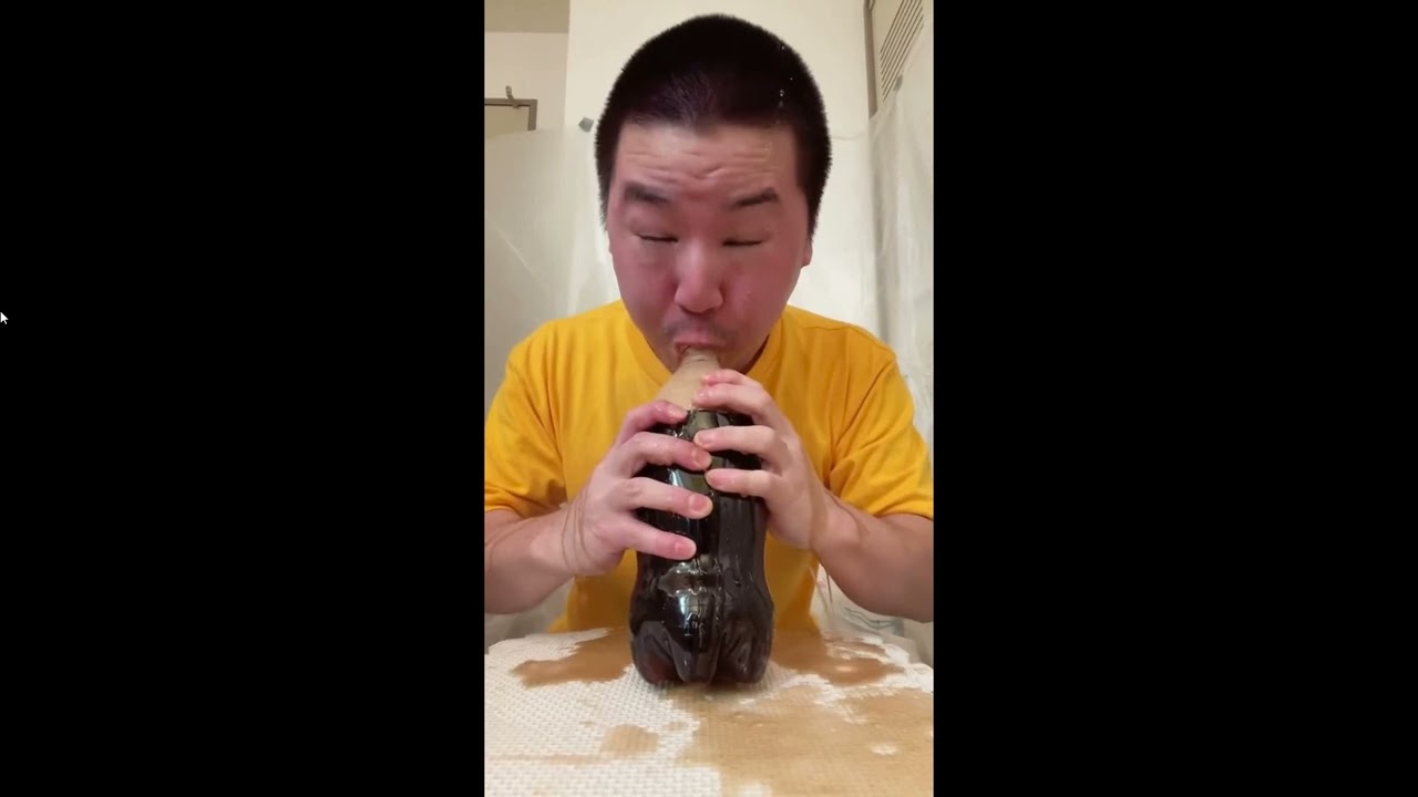 Asian guy drinks Coke with Mentos 😂 - YouTube
