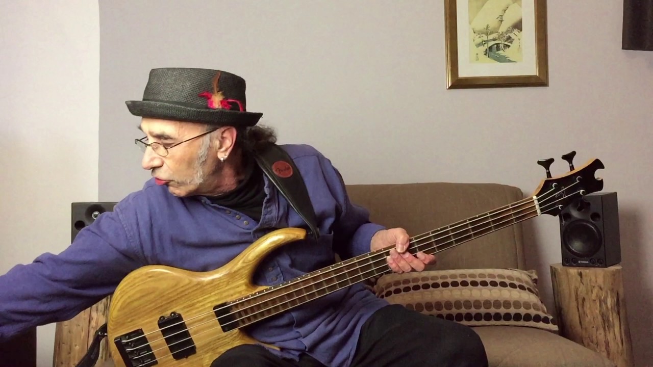How to be a Pro Bass player - Fundamentals tips (Lesson 1) - YouTube