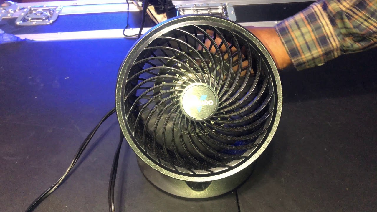 Vornado 133 desk fan (4K 24FPS) - YouTube