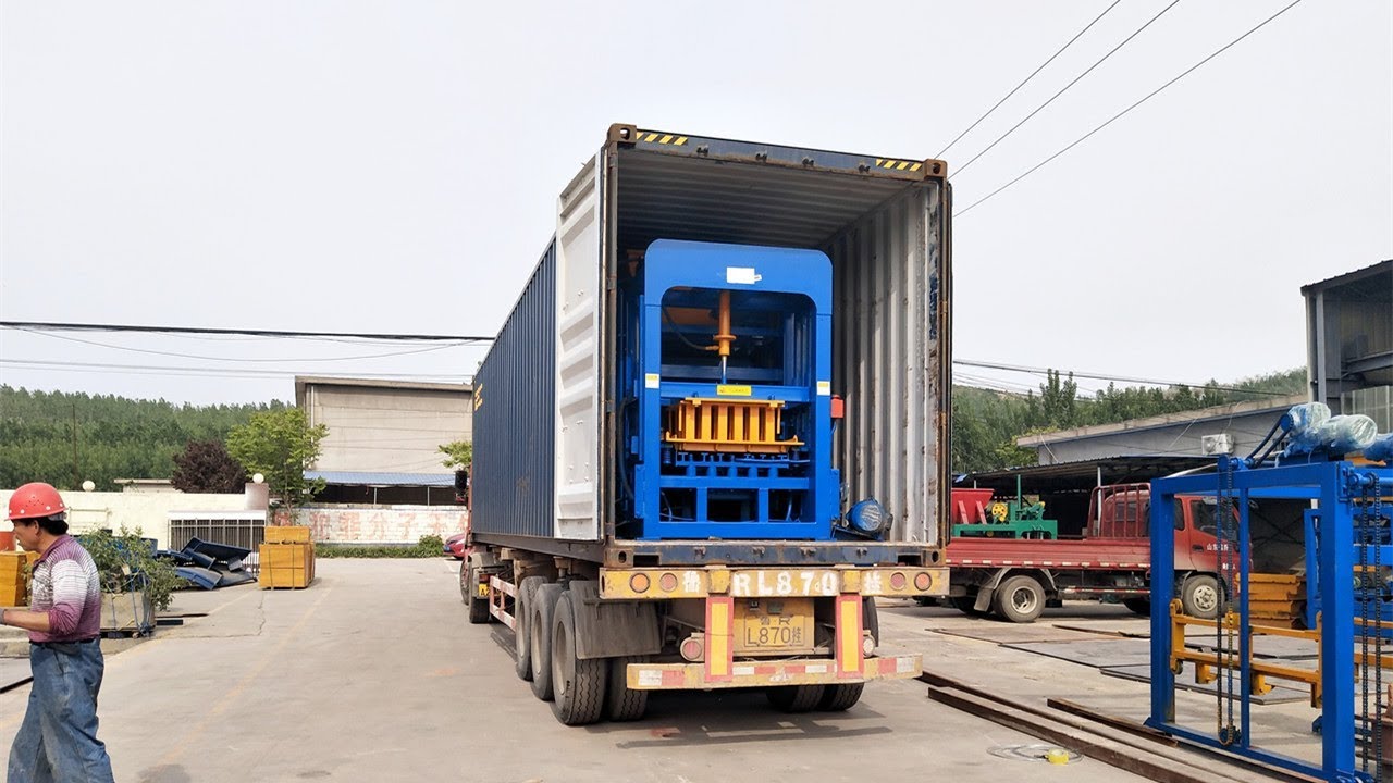 Load QT4-18 hydraulic concrete cabro block making machine,zig zag brick ...