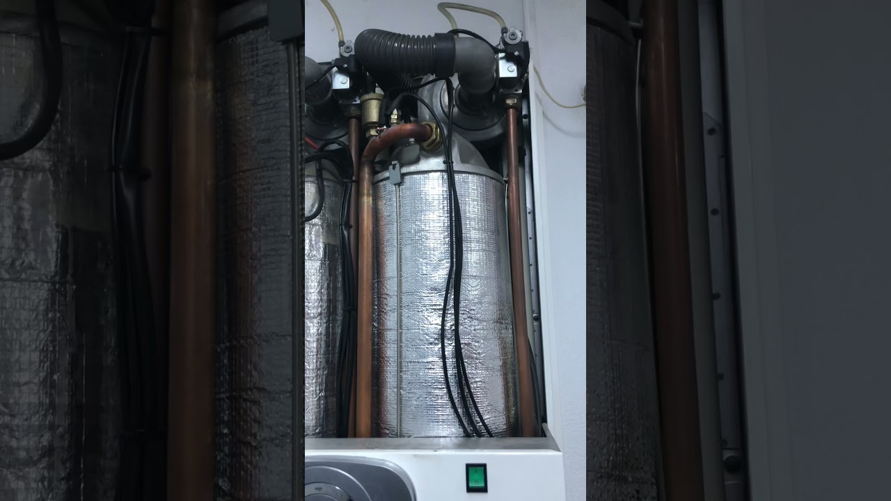 Riello Condexa pro 90 kw. Centrala in condensatie cu doua Schimbatoare ...