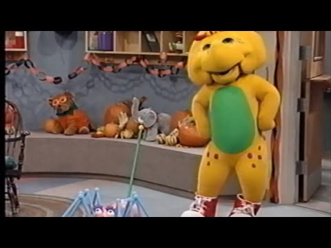 Barney's Halloween Party (1998) - Icky, Squishy, Gooey, Ooey / Itsy Bitsy Spider - YouTube