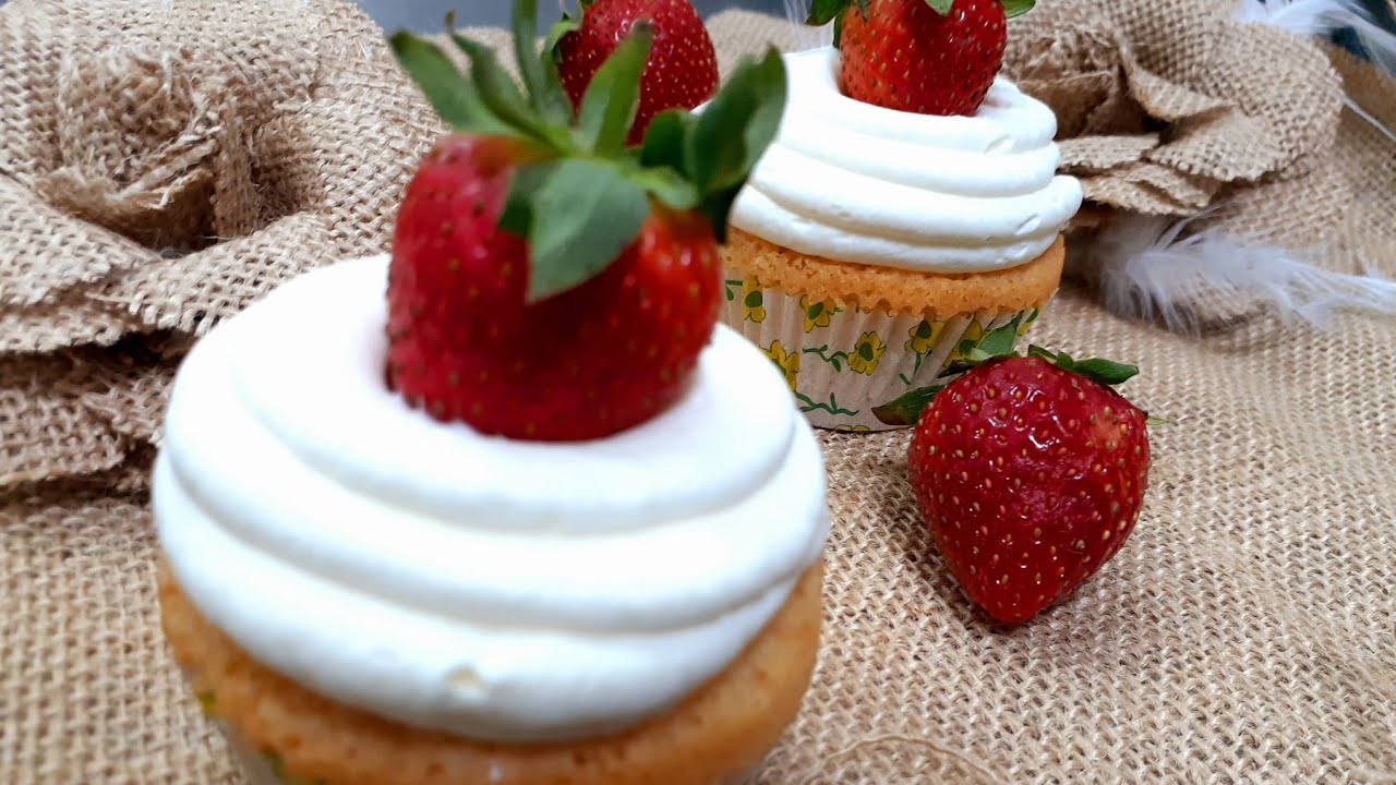 Perfect vanilla capcake recipe /How to make easy cupcake at home - YouTube