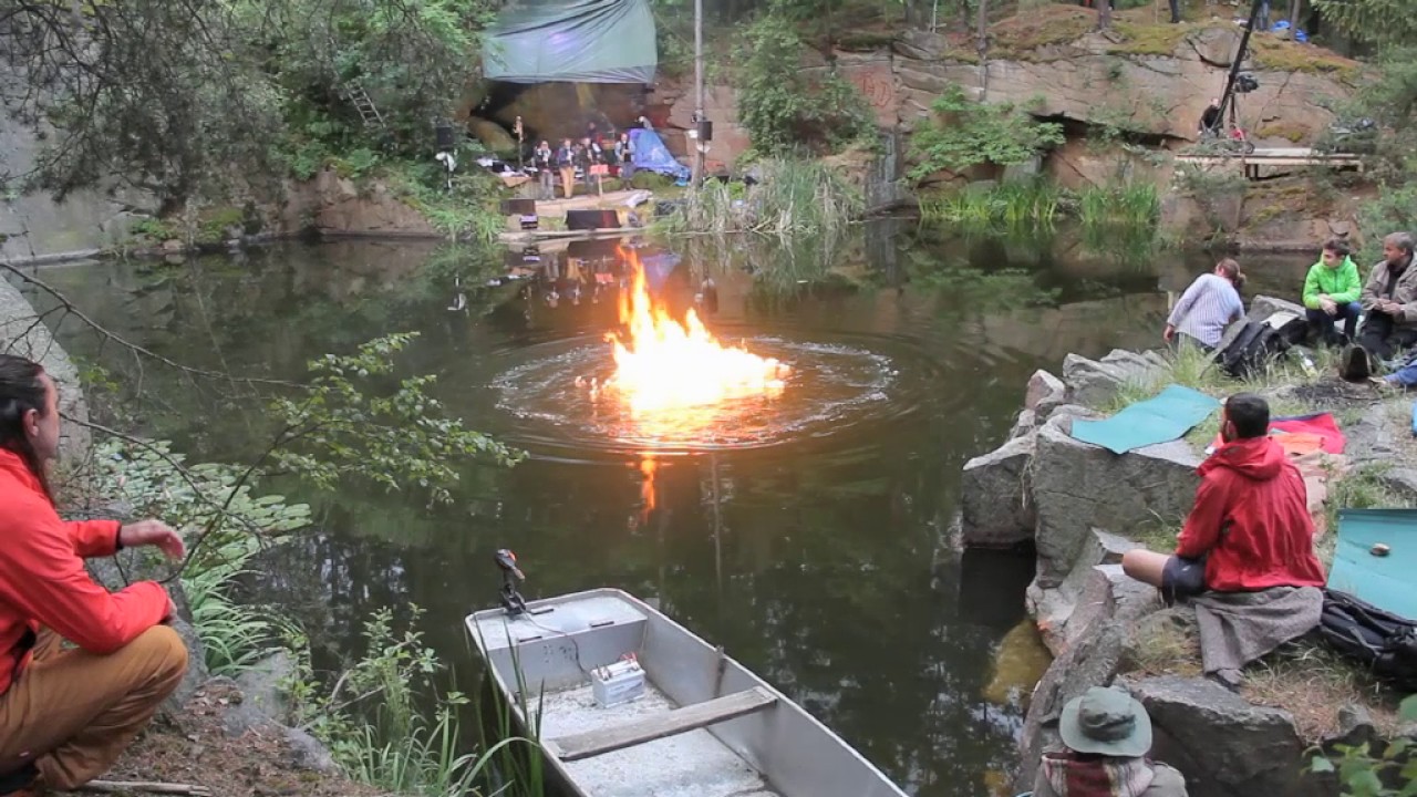 Incredibly - Fire on water surface. - YouTube
