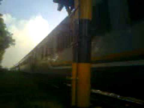 Kereta Api Cirebon Express.3gp - YouTube