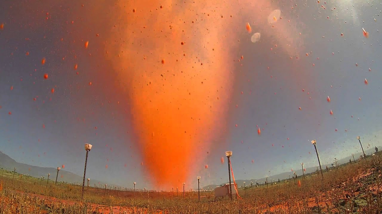 Tanker 46 Fire Retardant Drop - YouTube