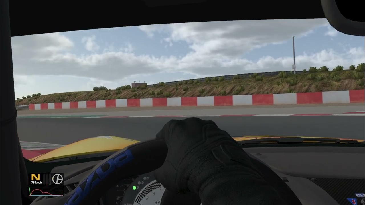 iRacing Onboard Lap: Mazda MX-5 at Navarra 25S1 Fanatec Cup Fixed - YouTube