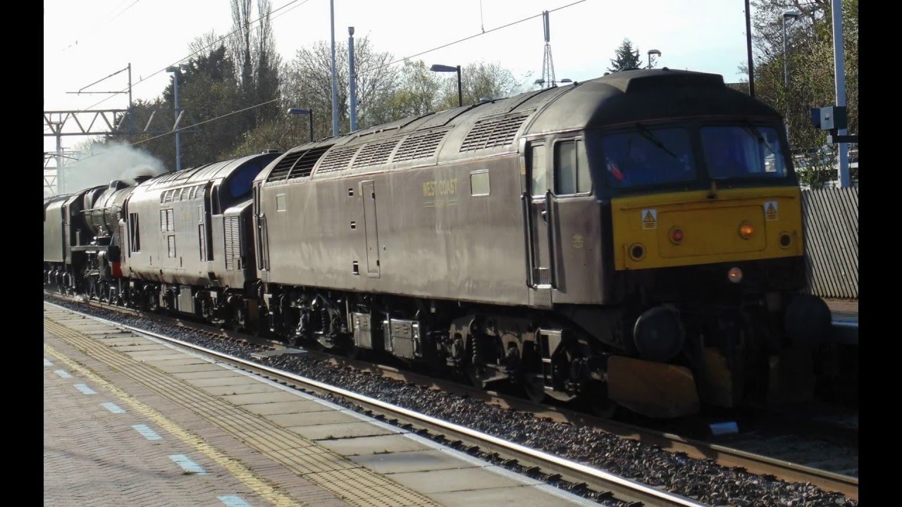 LMS Royal Scot Class 7P 4-6-0 no 46100 Royal Scot with 37 706 and 47 ...