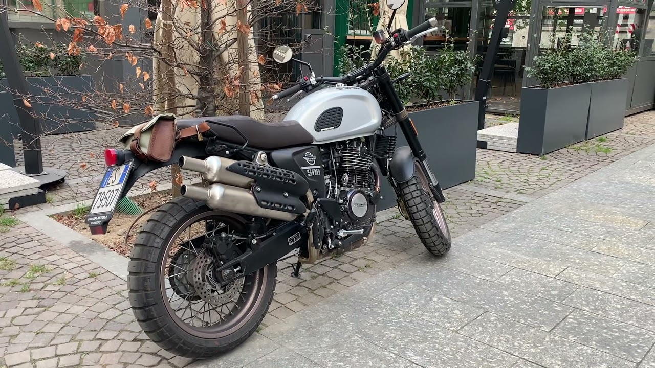 SWM 500 OUTLAW HD 1080p - YouTube