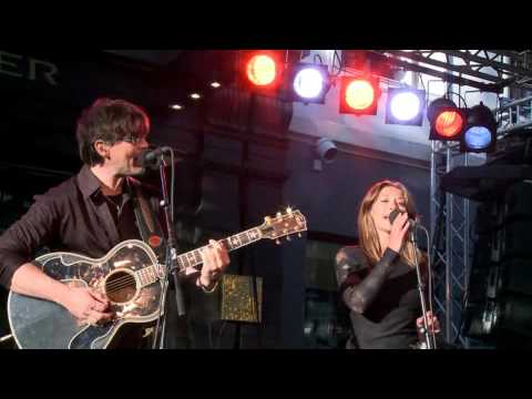 morten harket and Pia Tjelta duet