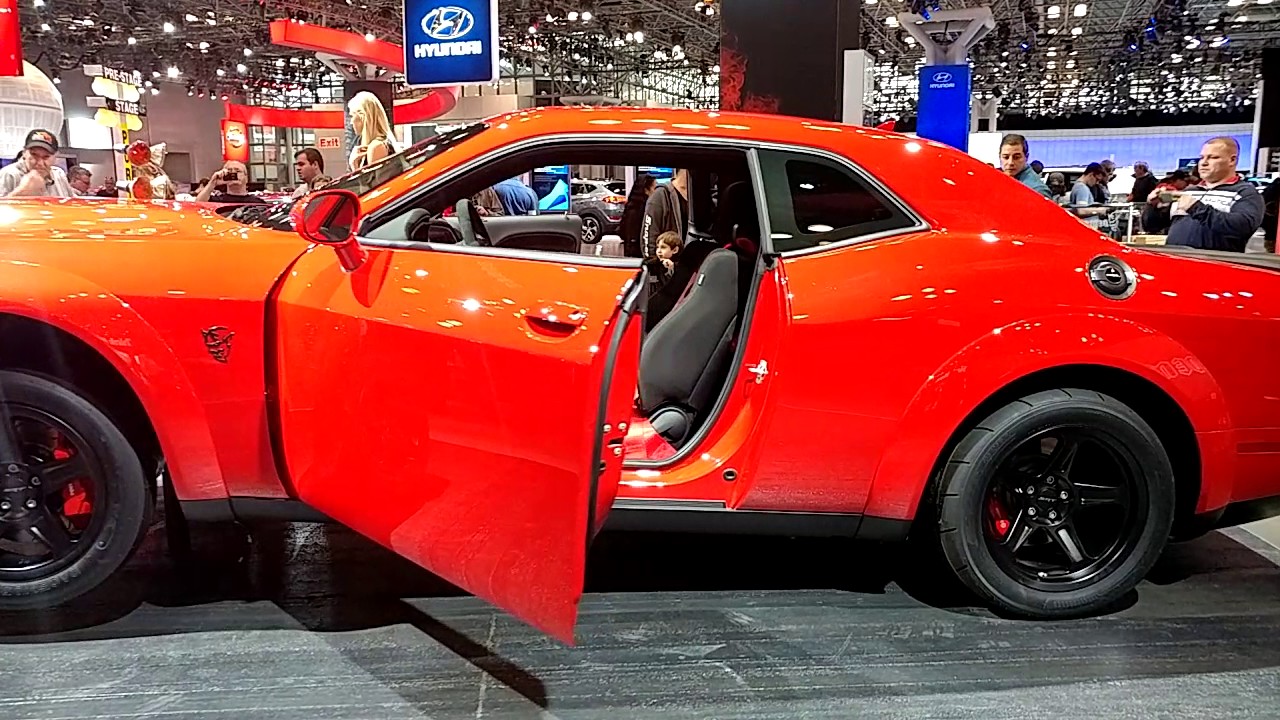 2017 DODGE DEMON 6.2L 840HP HEMI SUPERCAR @ NEW YORK INTERNATIONAL AUTO ...