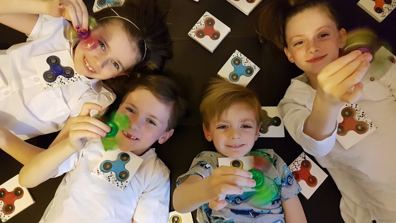 DISCO FIDGET SPINNERS ALL AROUND | REVIEW |CHECK OUT THESE COOL ...