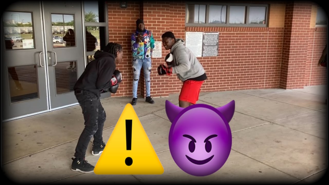 HIGH SCHOOL BOXING MATCH!!!🥊 - YouTube