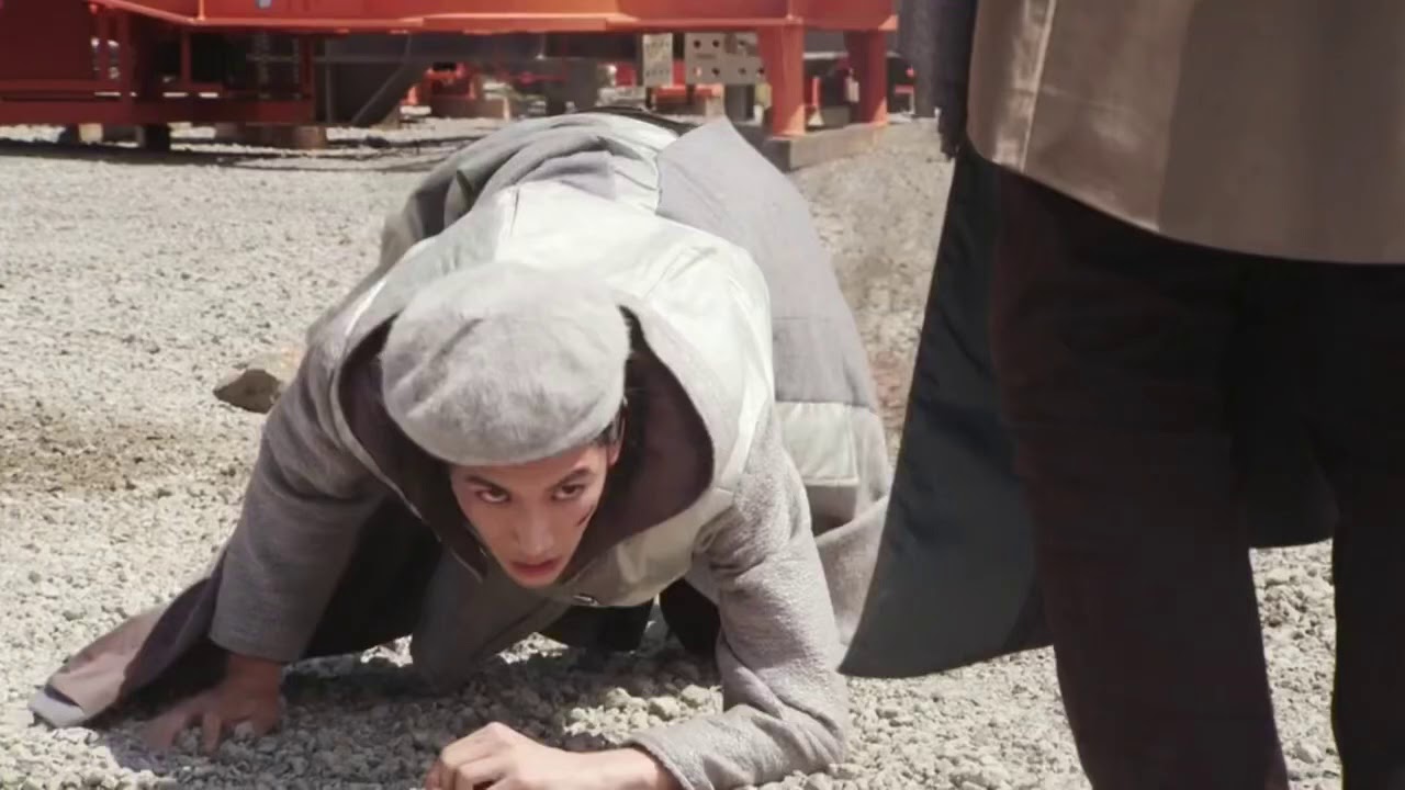 Scenes of Woz White and Woz Black (Kamen Rider Zi-O Geiz Majesty) - YouTube