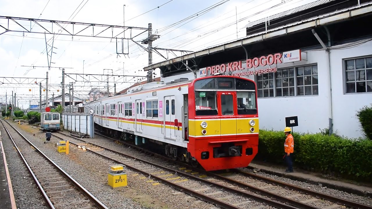 JR 203-109 Pulang Dipo Bogor - YouTube