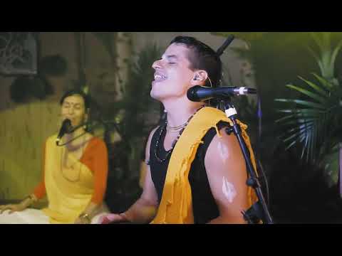 The Mayapuris - Hari Hari (Elephant in the Room Session (CIFAE))