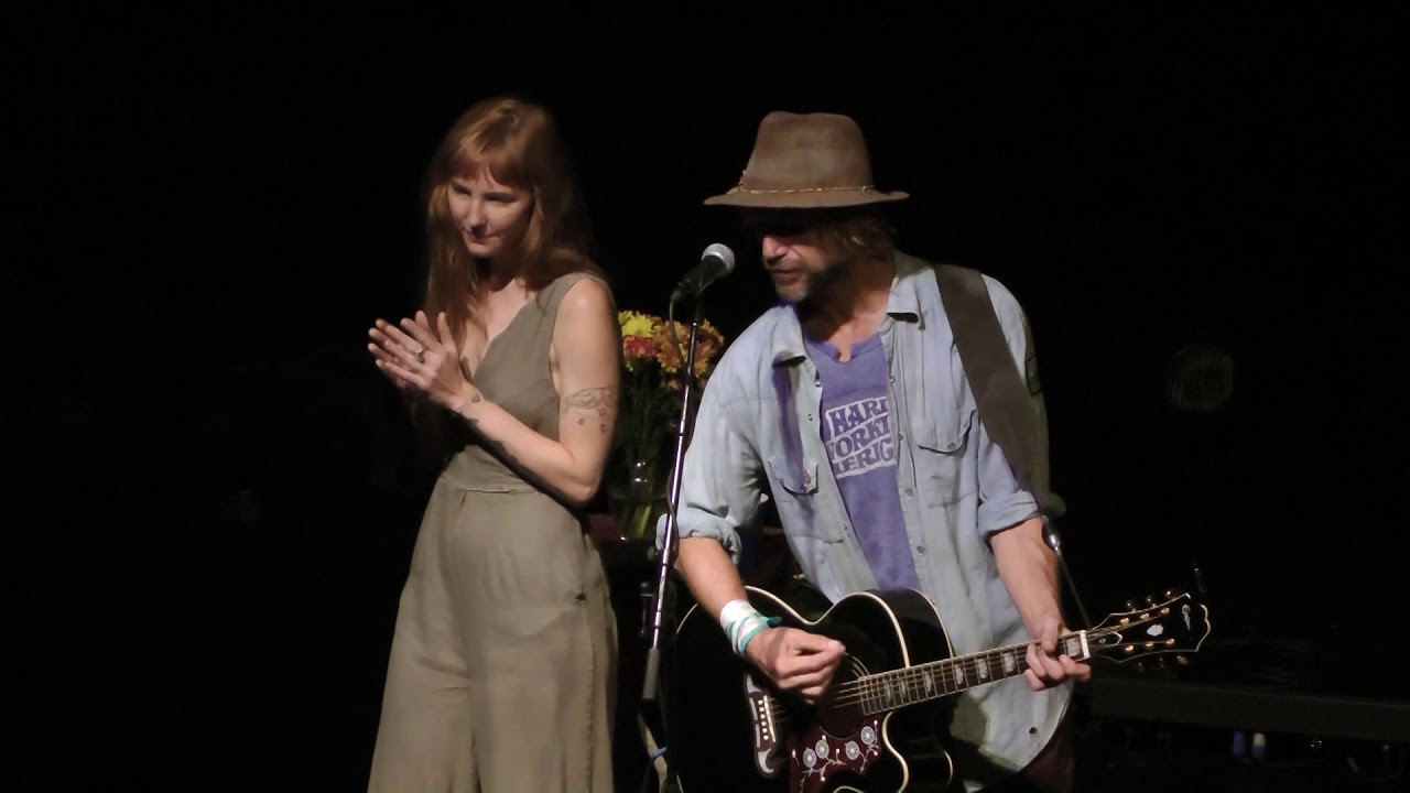 Todd Snider w/ Rorey Carroll - Angel From Montgomery 2018-10-09 Georgia ...