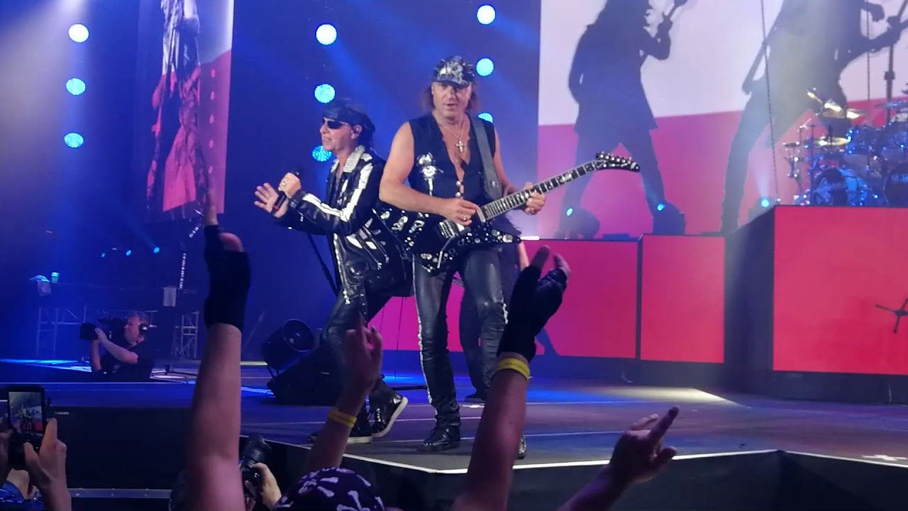 Scorpions Live Łódź Poland Full Concert 2018 HD - HOŁD DLA KORY - YouTube