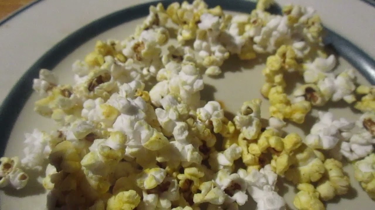 Amish Country White Hulless Hot & Spicy Microwave Popcorn - YouTube