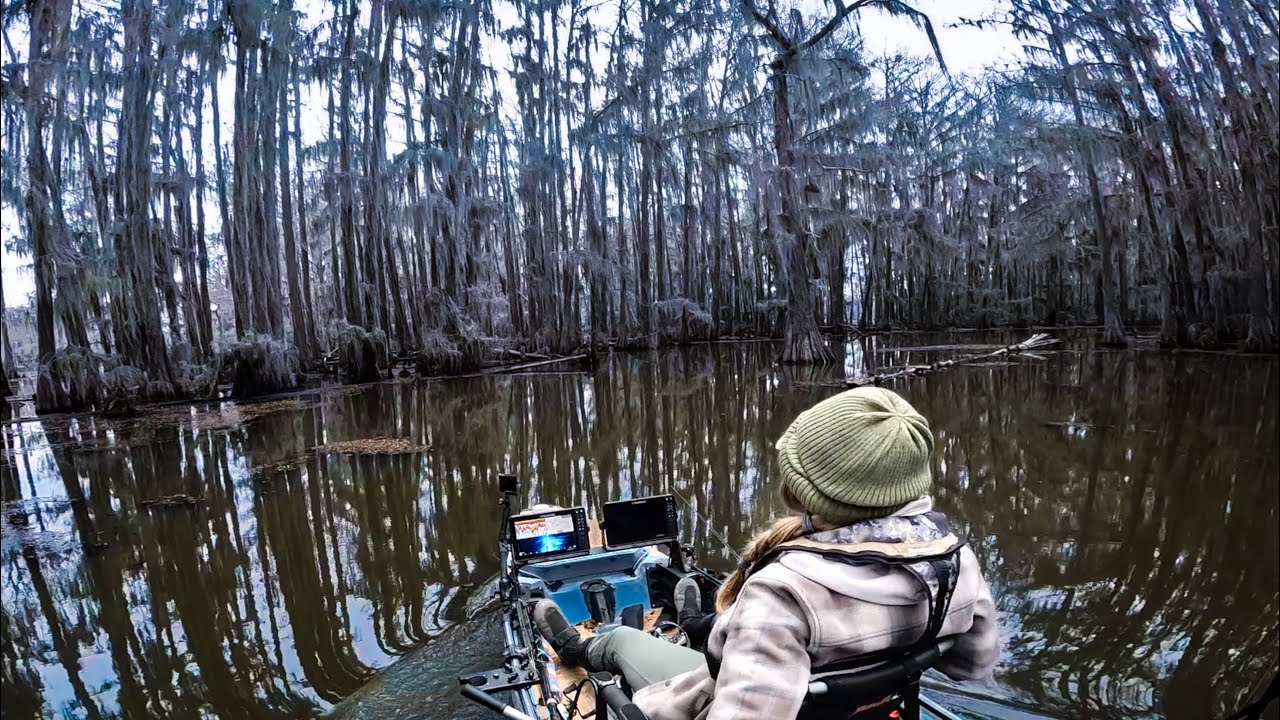 Unbelievable Fishing Day In The Swamp! Catching A Frog In February ...