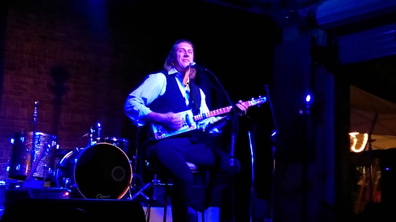 David Smash on Cigar Box Guitar, 'Far Away Land' - YouTube Music