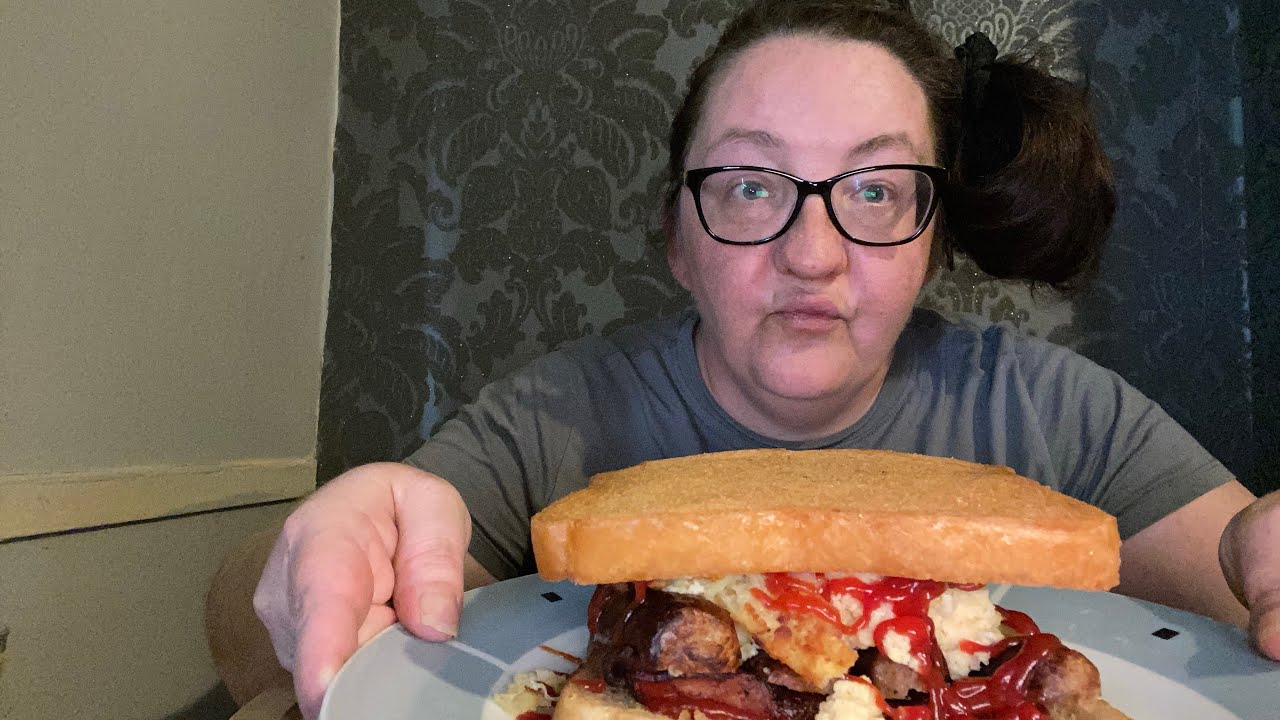 Greasy Breakfast Sandwich Mukbang #eatingshow #mukbang #foodie - YouTube