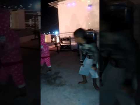 Chota bacha 13 month ka rajasthani gaane sunkr nachne lga