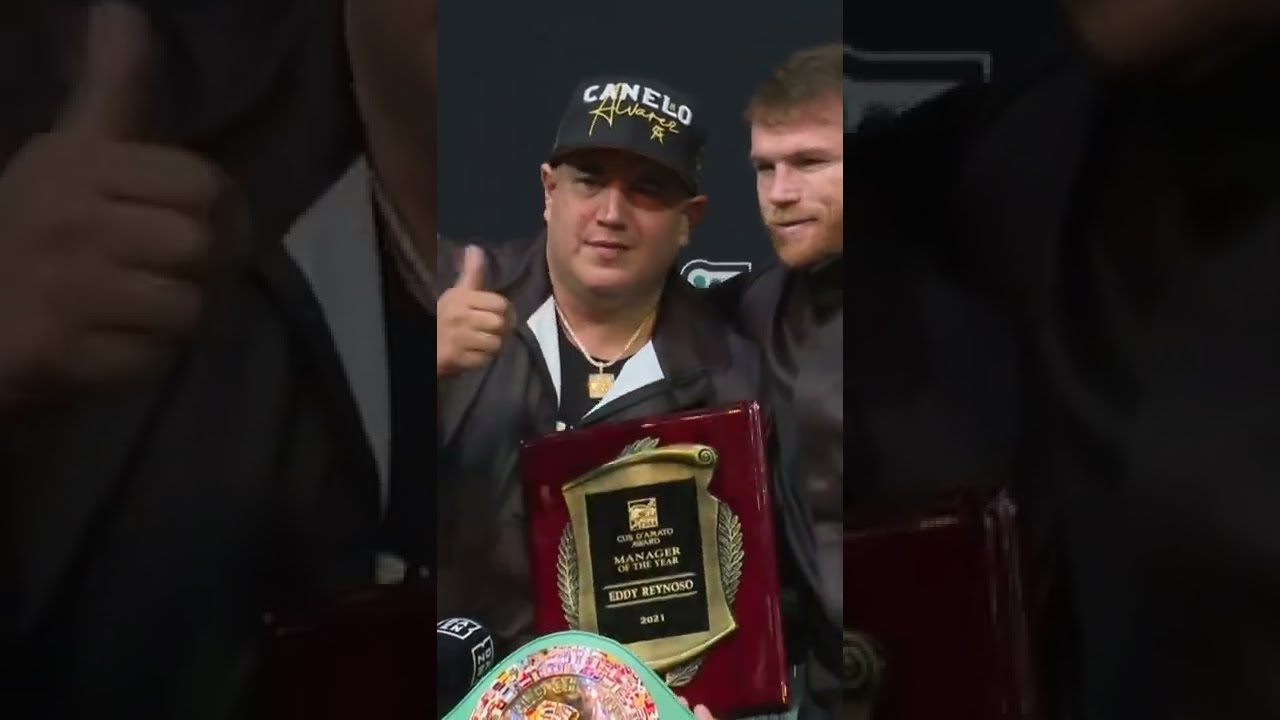 Canelo Gives Eddy Reynoso His Trainer Of The Year Award 🏆 #shorts - YouTube