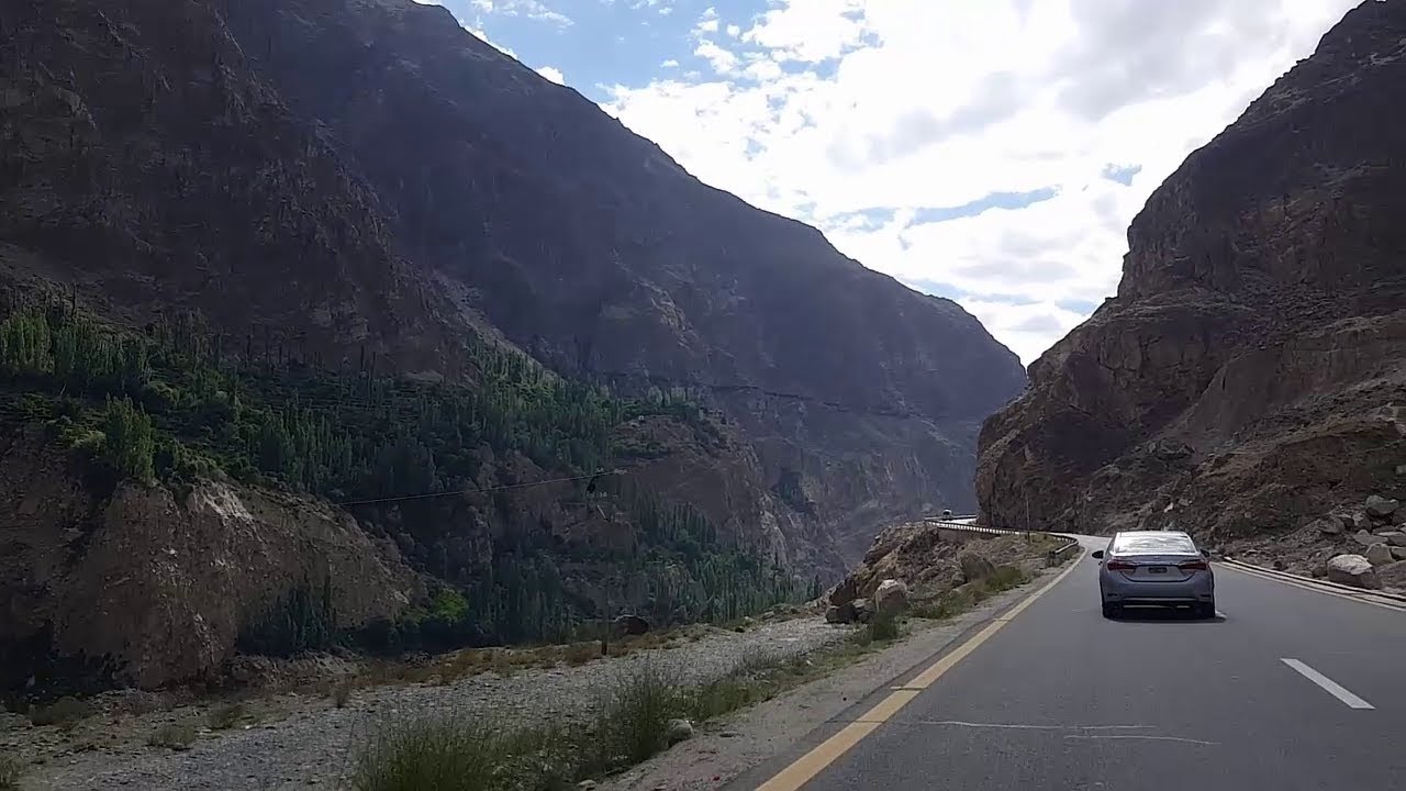 Amazing Gilgit to Hunza Karakoram Road In Gilgit Baltistan | Tourism In ...