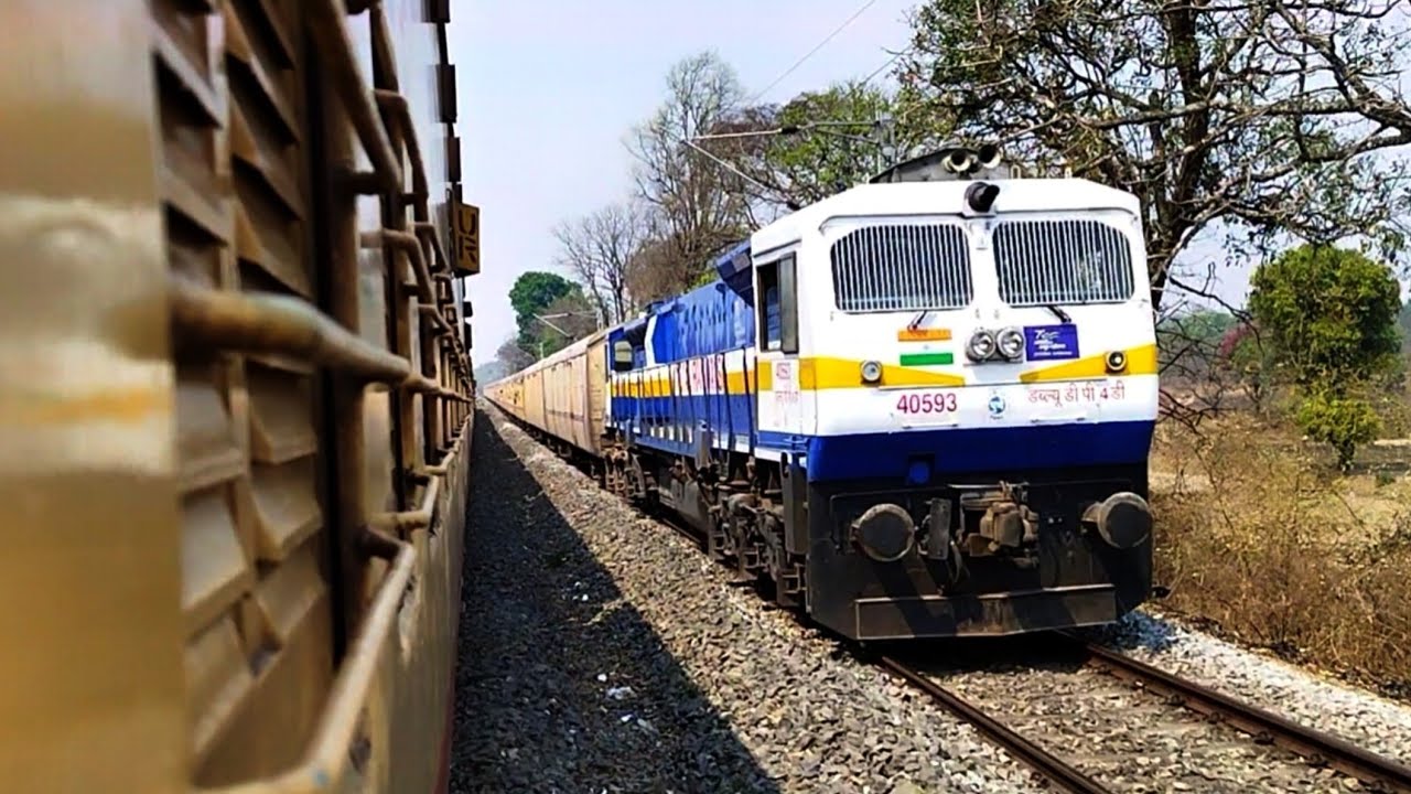 Late running PUNE WDP4D with H.Nizamuddin Vasco-da-gama Goa Express ...