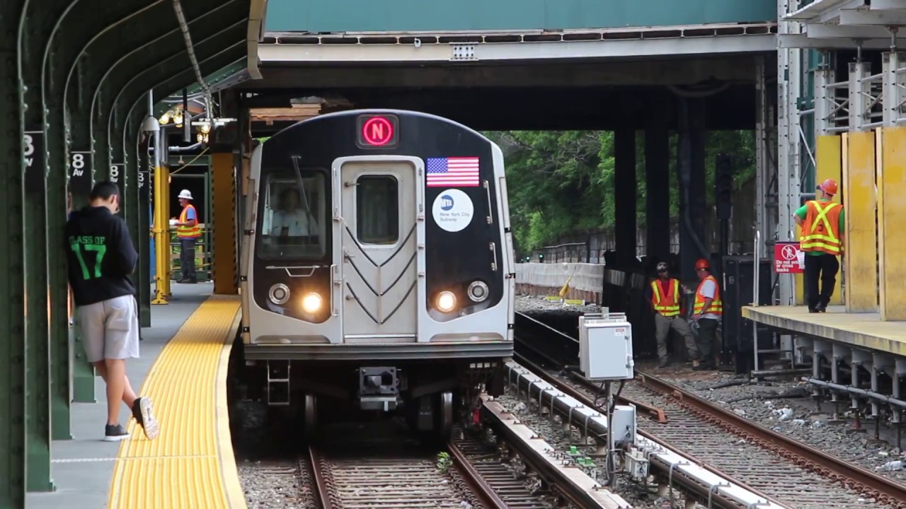 R160 (N) Train at 8th Avenue - YouTube