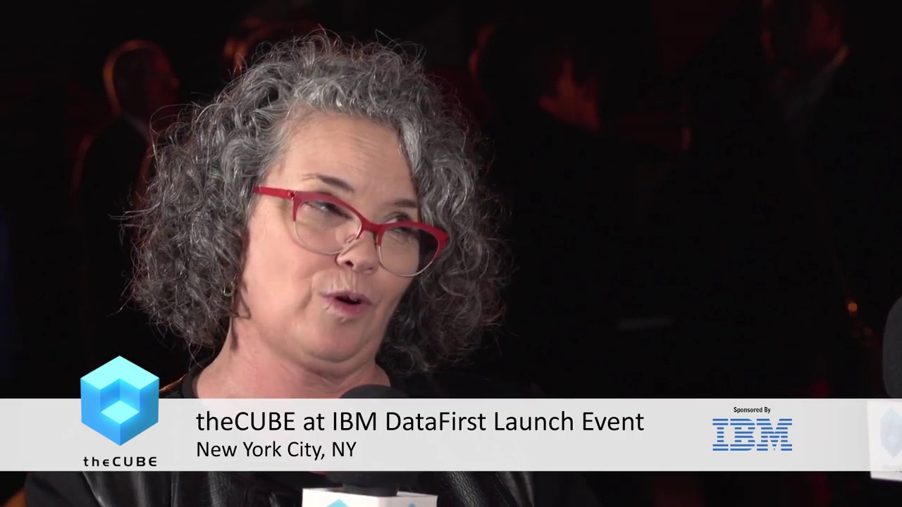 Michele Chambers, Continuum Analytics #DataFirst #theCUBE - YouTube