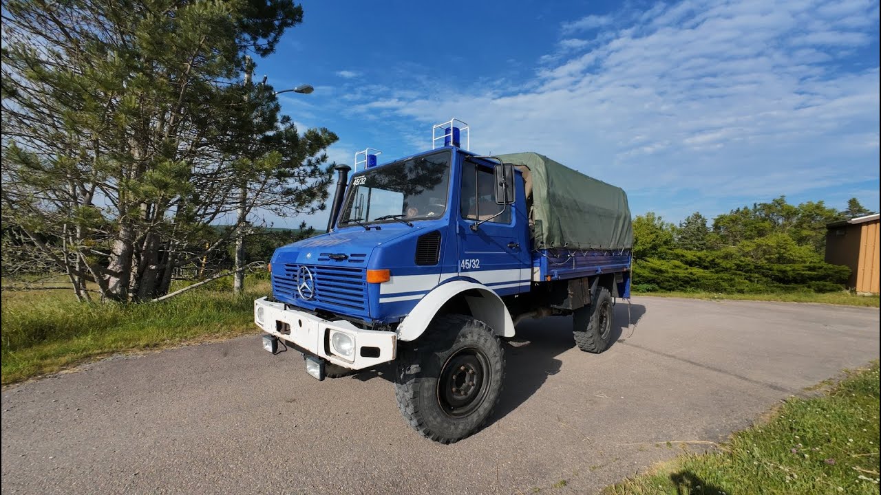 Unimog in Kanada - Dodge Ram vs Unimog Tauziehen - YouTube