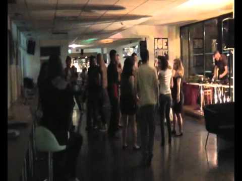 DJ پارتی ، جمعه شب ها تو دانشگاه