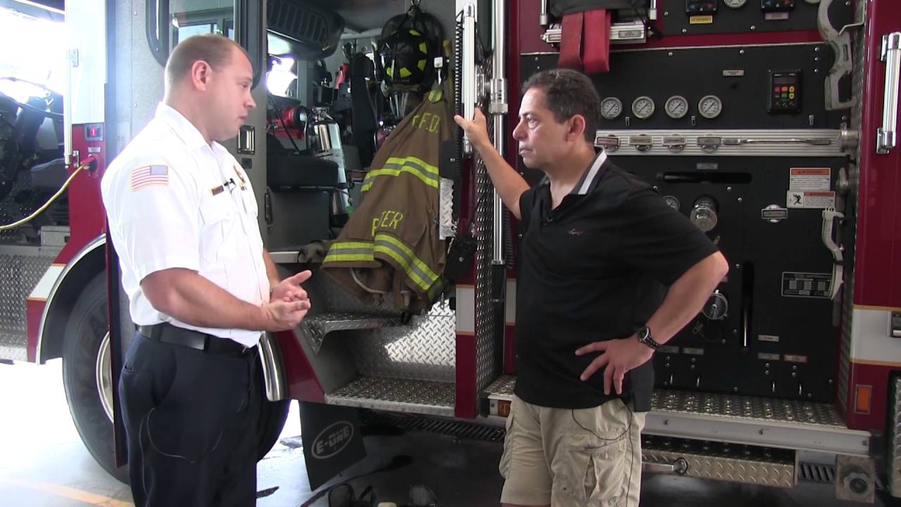 Everybody Likes Fire Engines, pt. 4 – On the truck in 60 seconds - YouTube