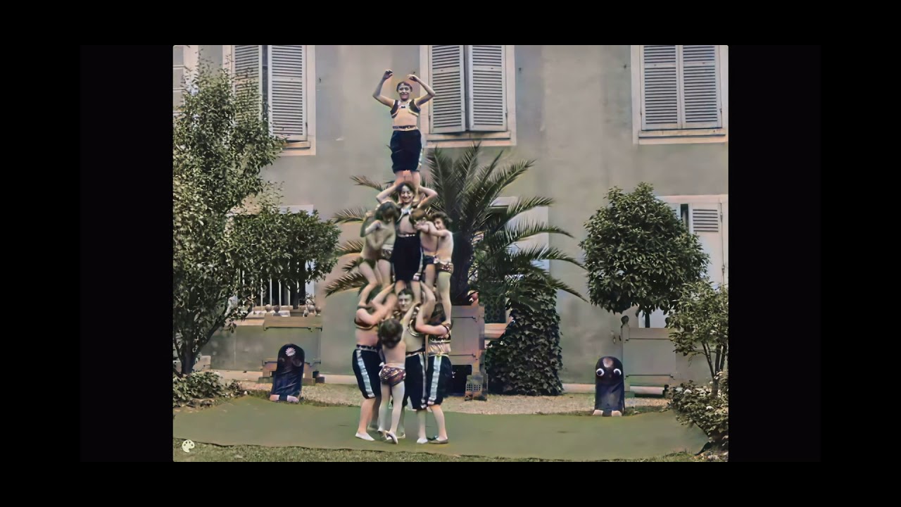 Human pyramid | 1899 - YouTube