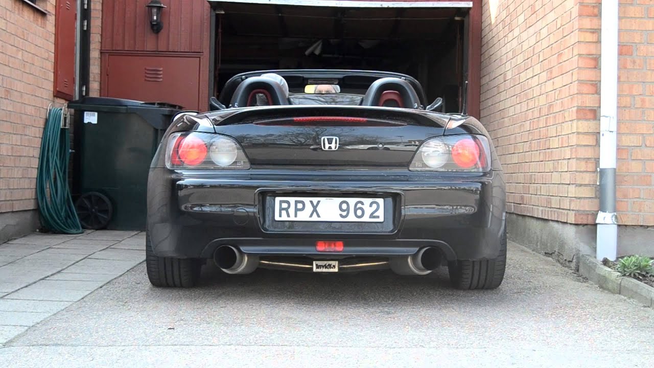 Honda S2000 Invidia Dual Exhaust - YouTube