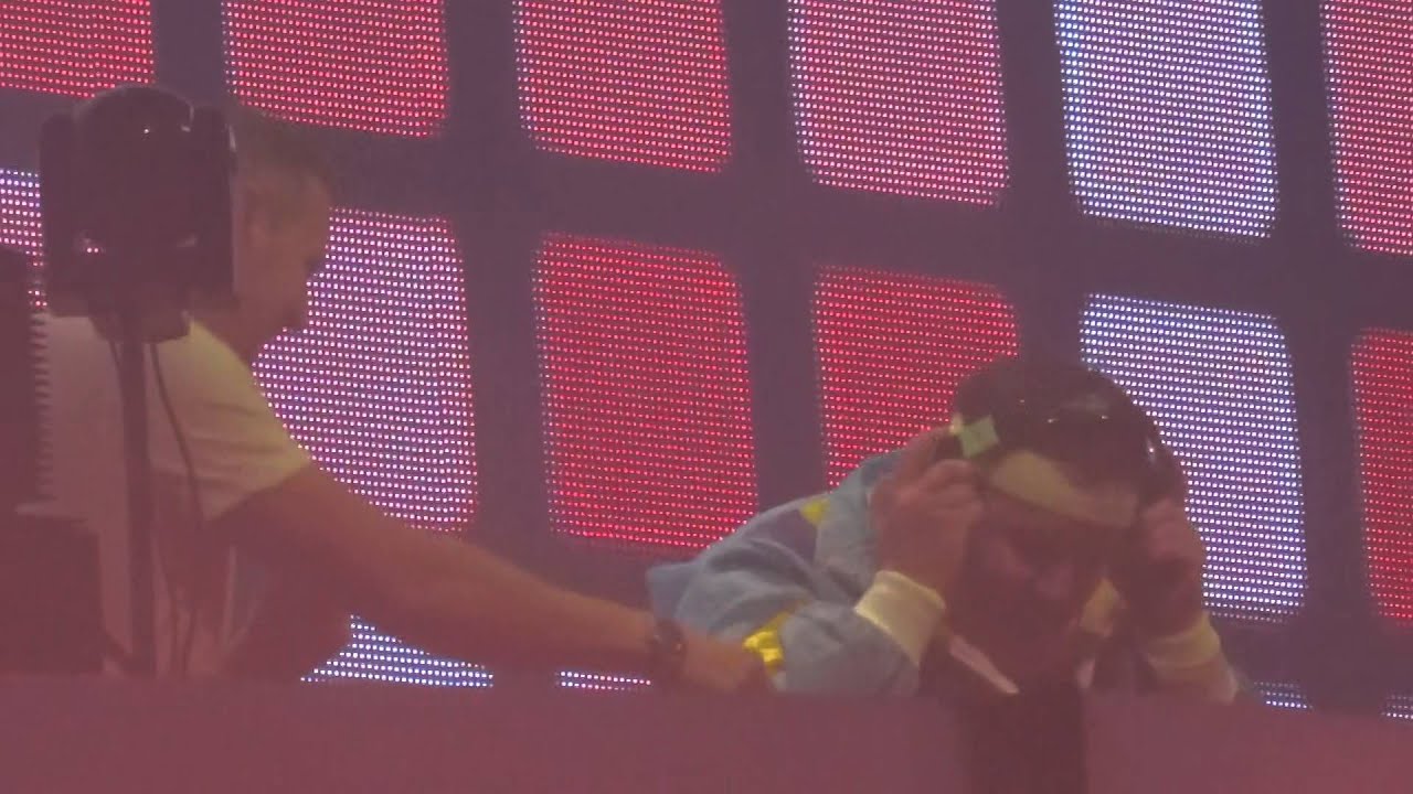 Peter Kay Dance For Life Newcastle 06/02/16 - YouTube