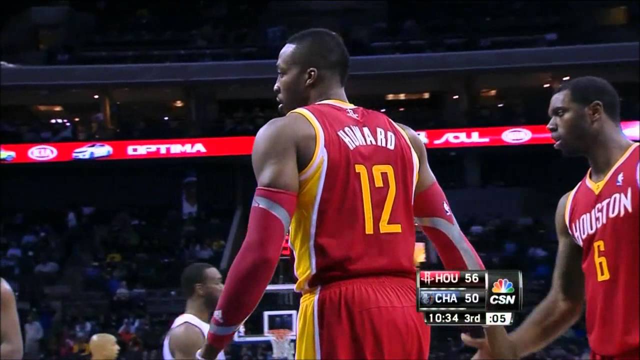 Dwight Howard blocks Josh McRoberts' dunk attempt - YouTube